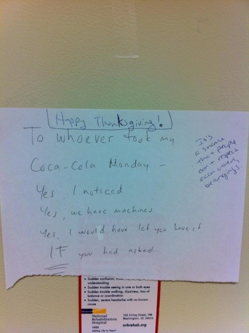 20 Hilariously Passive Aggressive Office Notes