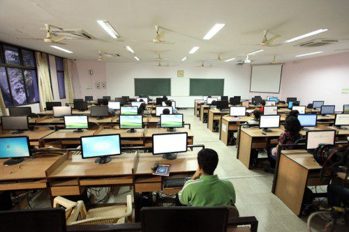 Here's Everything You Want To Know About XLRI Jamshedpur's Campus
