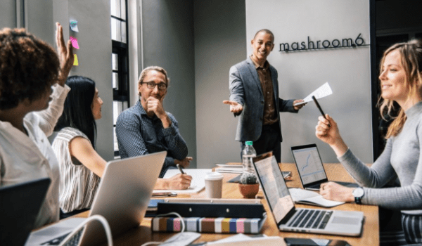 Guide to Arranging an Employee Recognition Event on a Budget